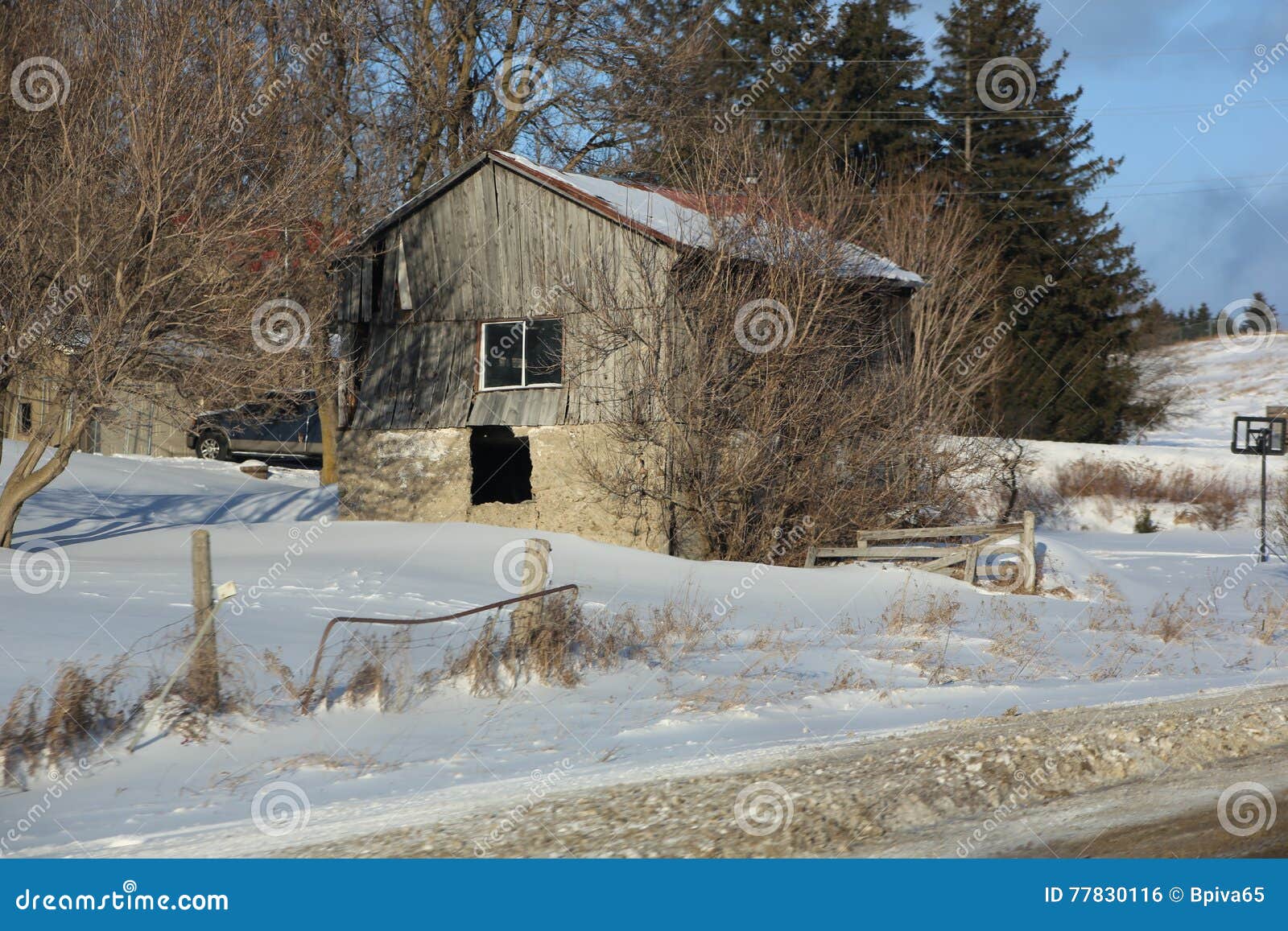 Old barn stock photo. Image of falling, ruin, cool, farm - 77830116