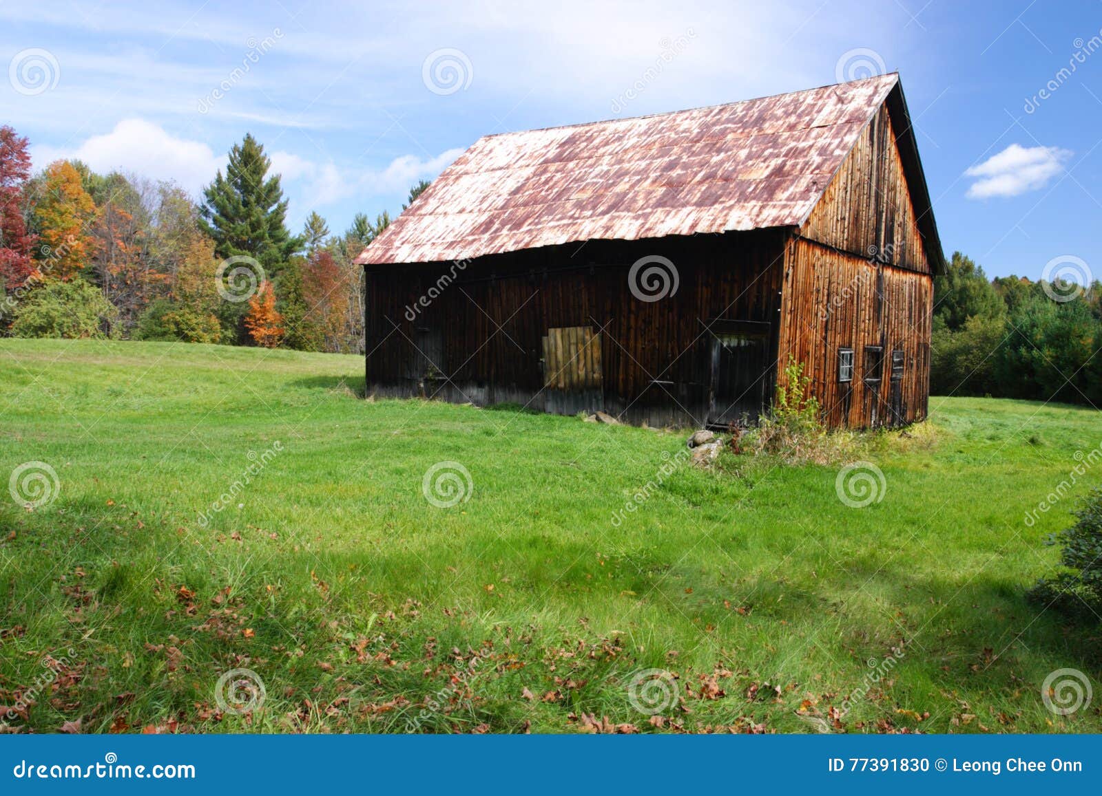Old barn on a farm stock photo. Image of farm, architecture - 77391830