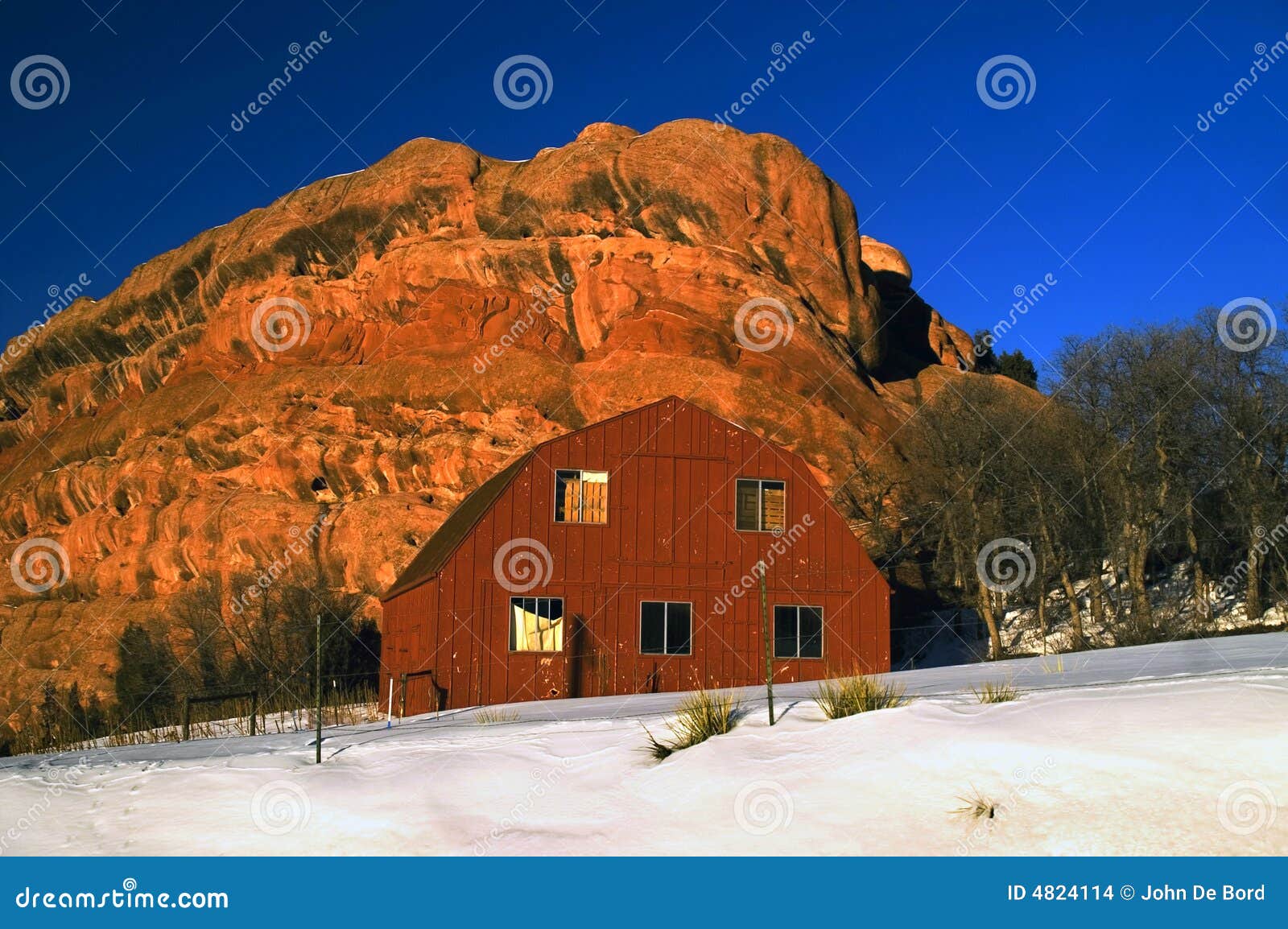 Old Barn in Snow stock photo. Image of rocks, foliage - 4824114