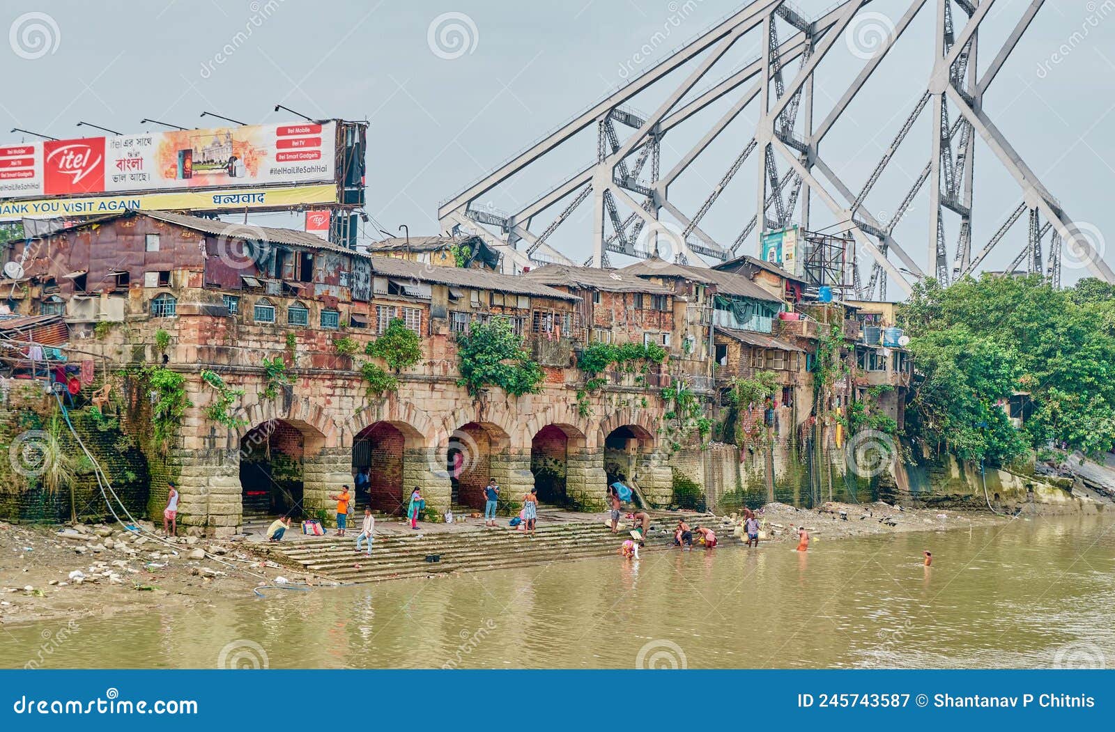 Old Bathing Ghats of Howrah Editorial Photography - Image of colorful ...