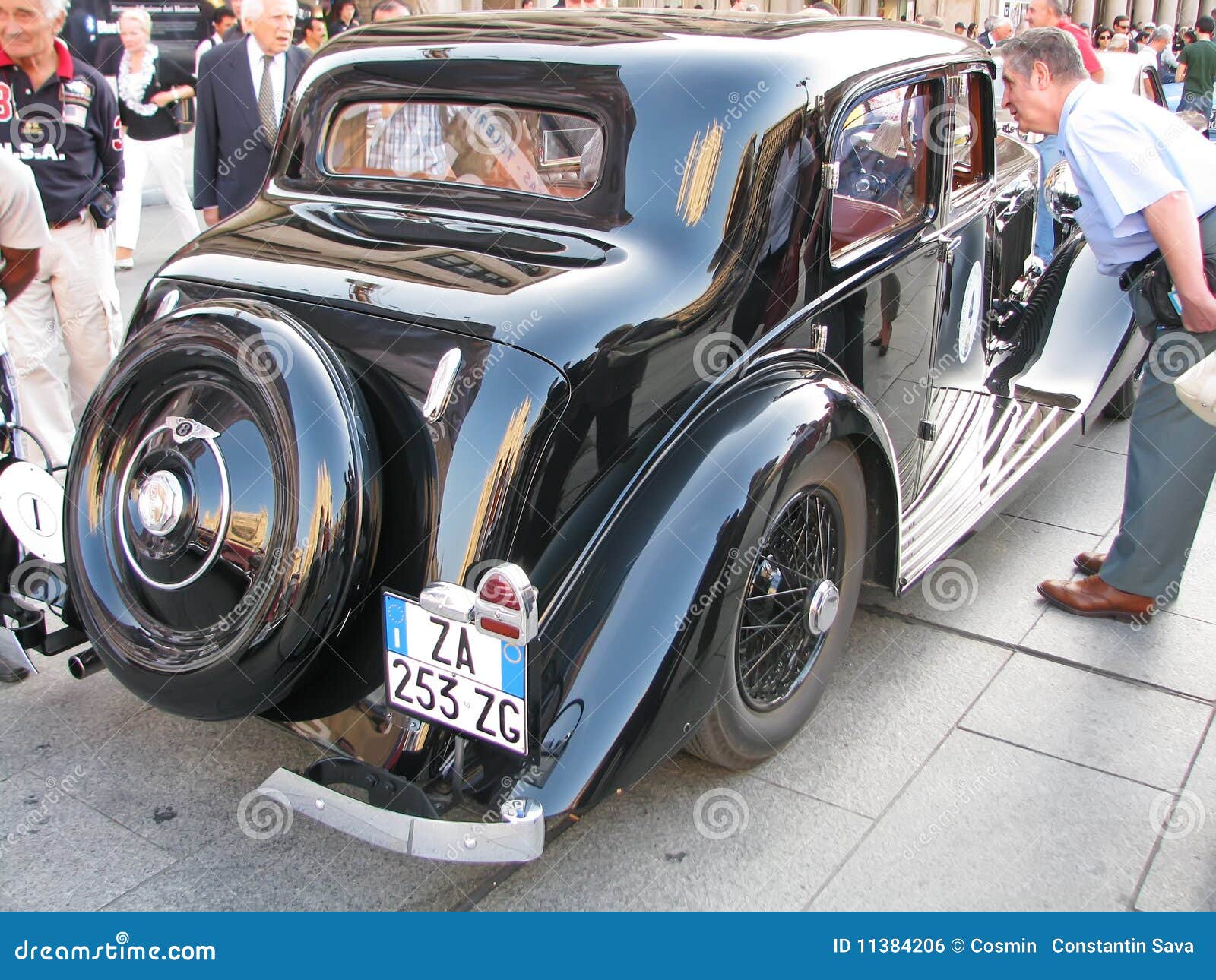 Old Bentley car - back editorial photo. Image of 60th - 11384206