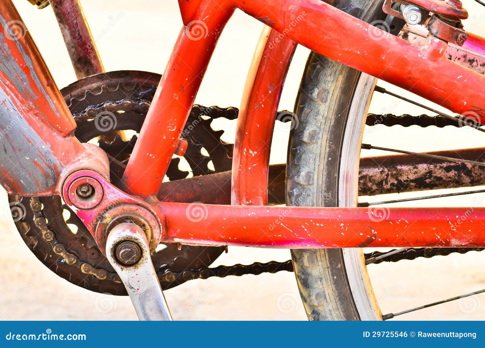 Old Bicycle chain stock photo. Image of cogwheel, alloy - 29725546