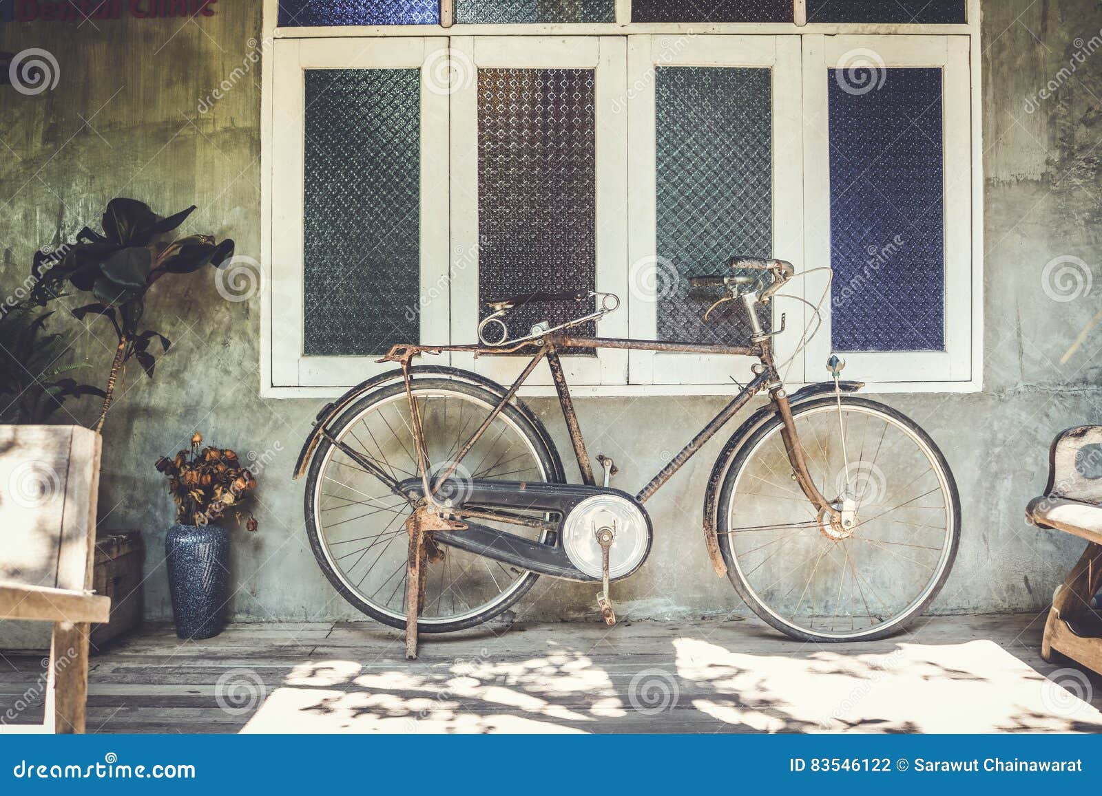 Old Bicycle Rusty Park at Loft Wall of House Vintage Tone. Stock Photo ...