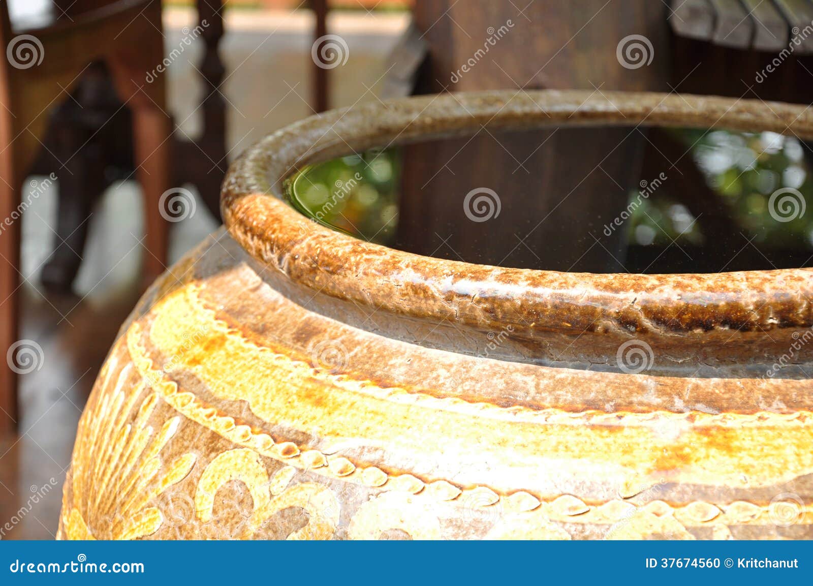 Old Big Earthenware Jar Brimmed with Water Stock Photo - Image of rural ...