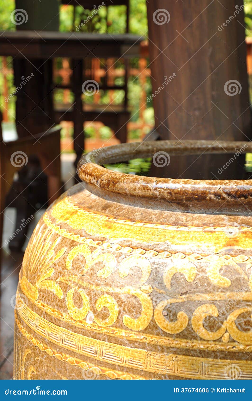Old Big Earthenware Jar Brimmed with Water Stock Photo - Image of ...