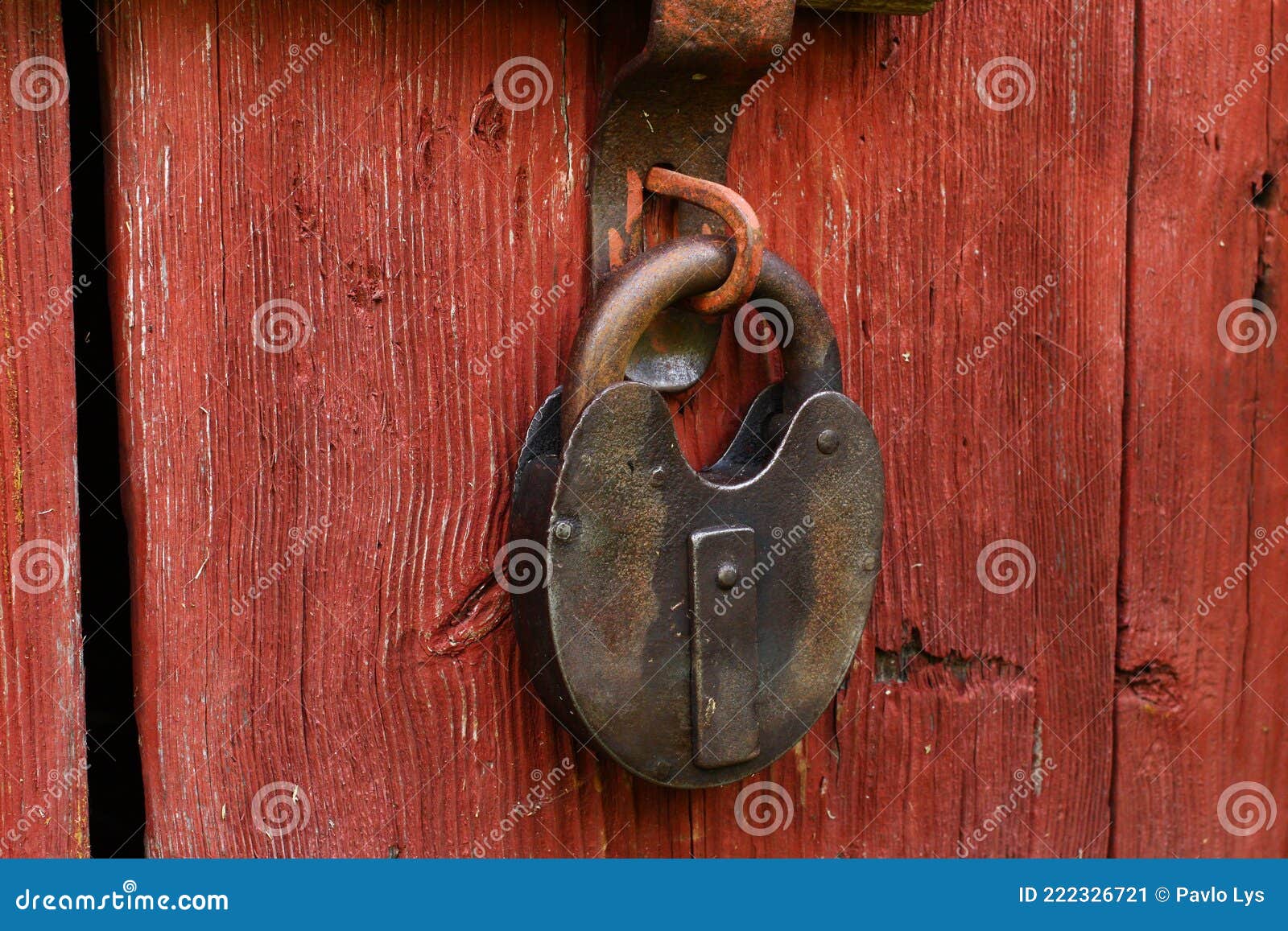 Old big lock close up stock image. Image of grunge, keyhole - 222326721