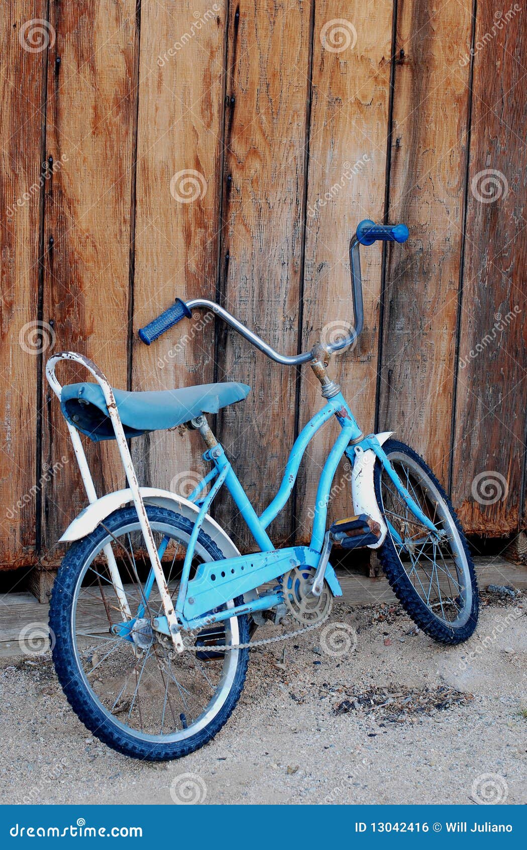 Old bike stock photo. Image of background, cycle, vintage - 13042416
