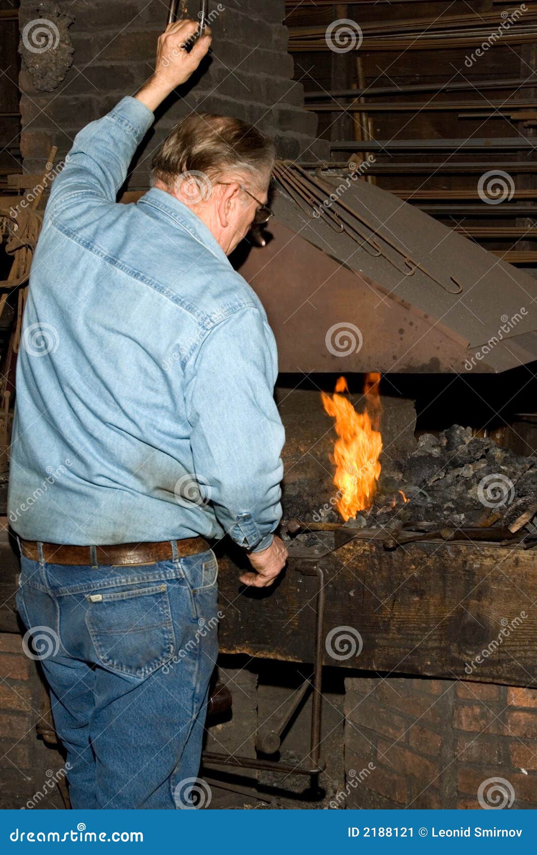 Old Blacksmith at the Forge Stock Image - Image of furnace, forged: 2188121