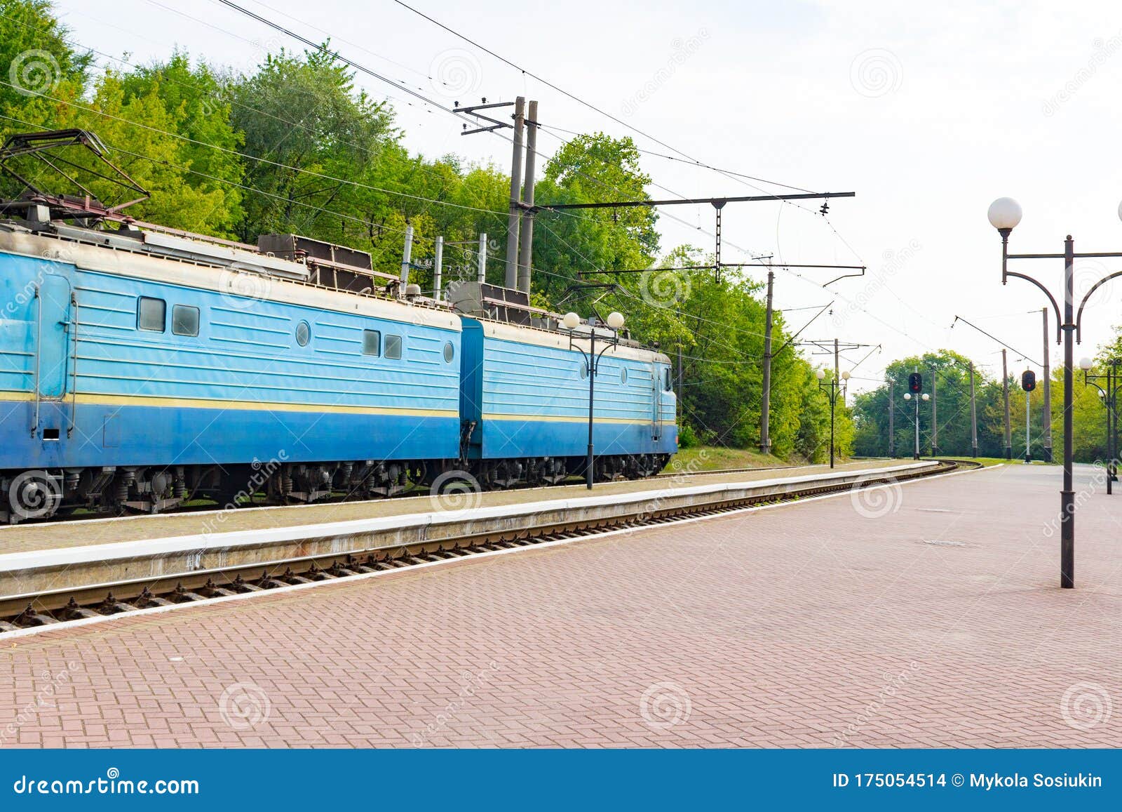 Old Blue Passenger Train at the Railway Station Stock Photo - Image of ...