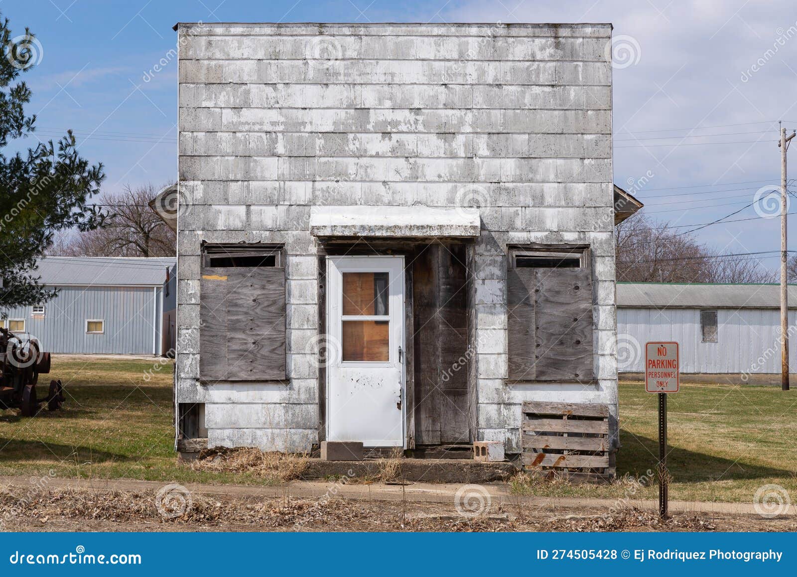 Abandoned building stock photo. Image of detail, america - 274505428
