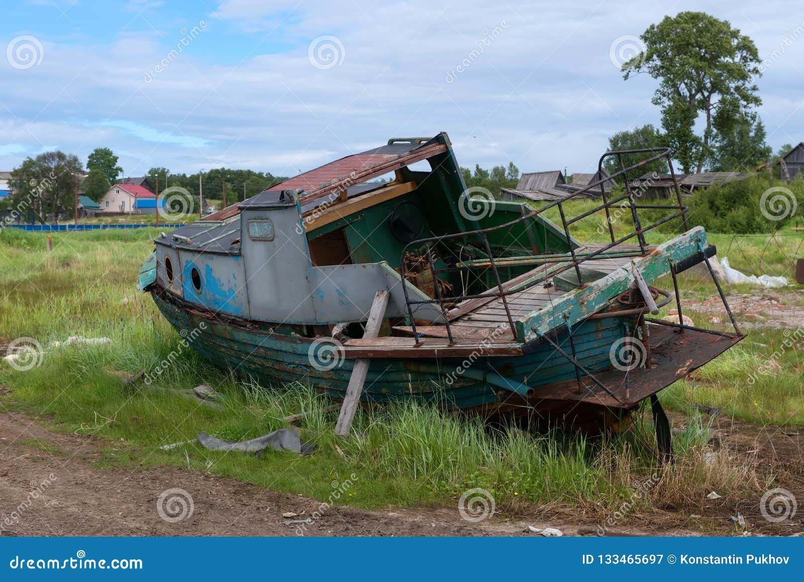 Old boat on the shore stock image. Image of metal, fishing - 133465697