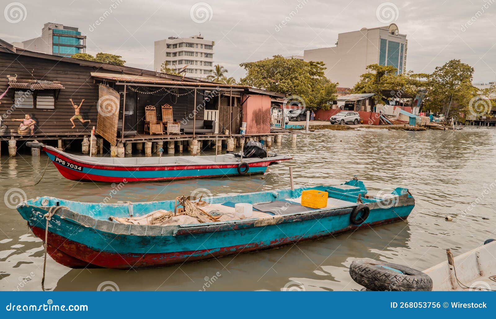 Old Boats at the Chew Jetty, George Town Editorial Photo - Image of ...