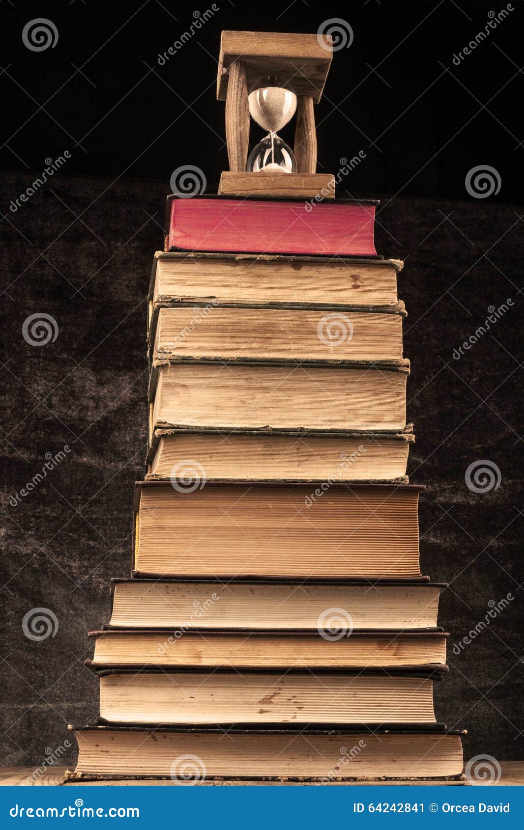 Books Pyramid Stock Image | CartoonDealer.com #98500723
