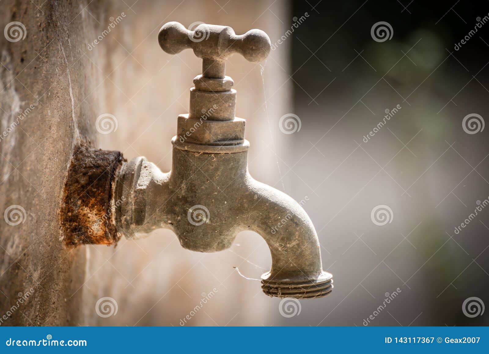 Old brass water tap stock image. Image of liquid, steel - 143117367