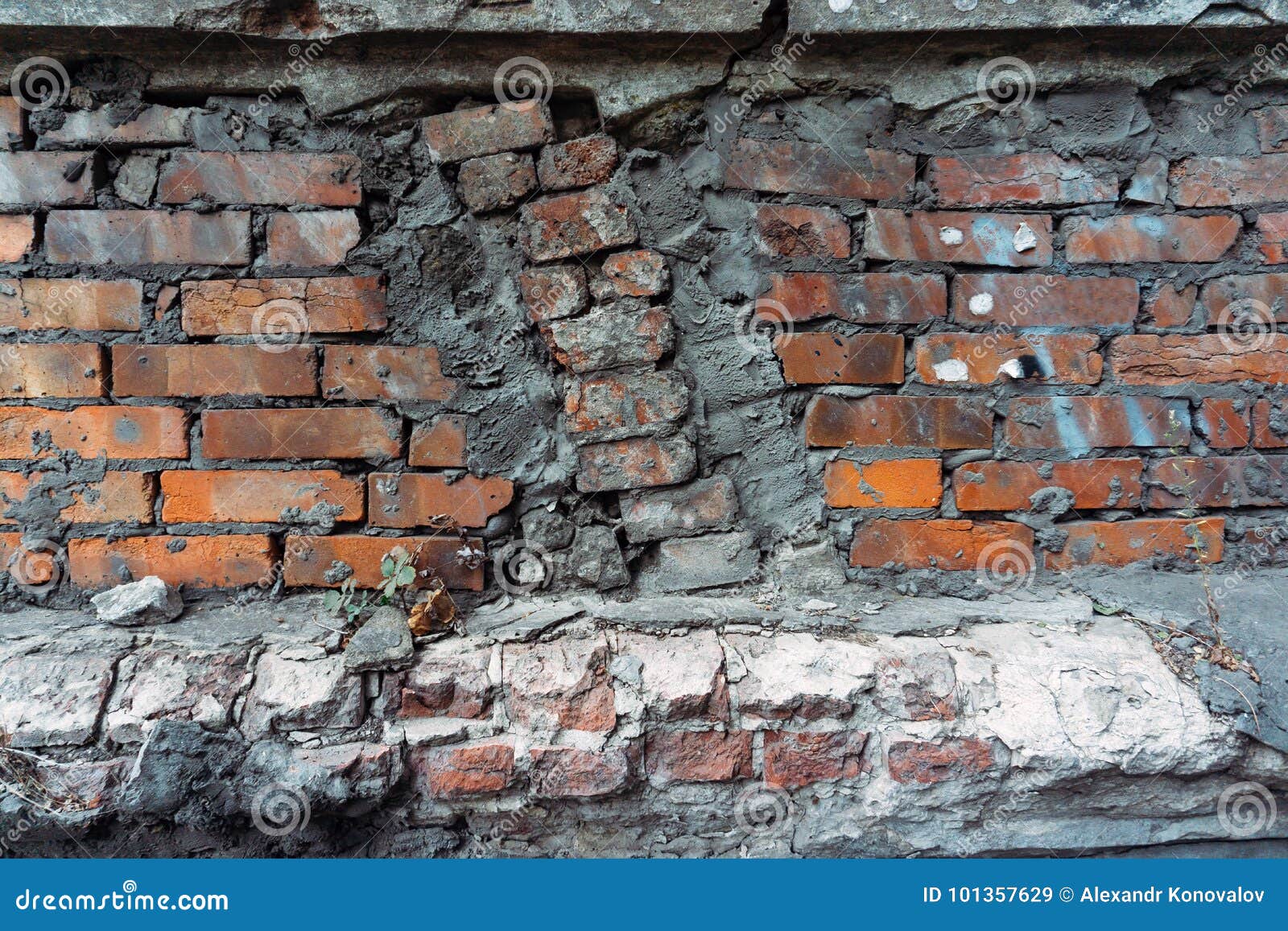 Old Brick Wall Falling Apart Background Stock Image - Image of deep ...