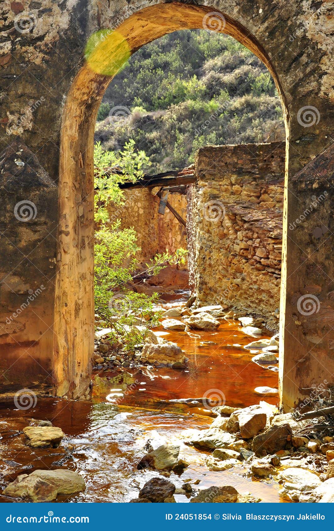 Old Bridge, Acid Mine Drainage Stock Photo - Image of acid, minerals ...