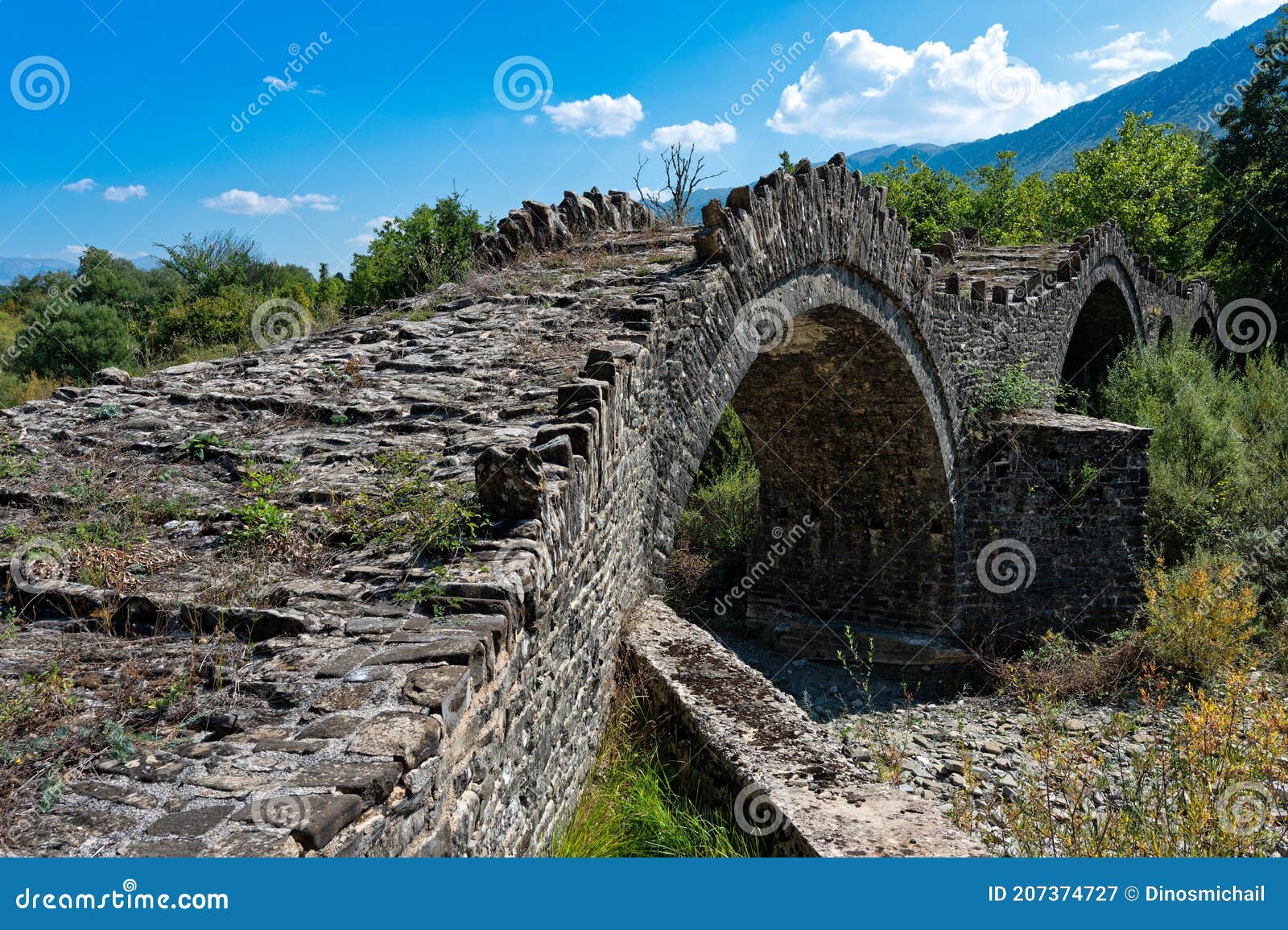 Old bridge in Greece stock image. Image of famous, attraction - 207374727
