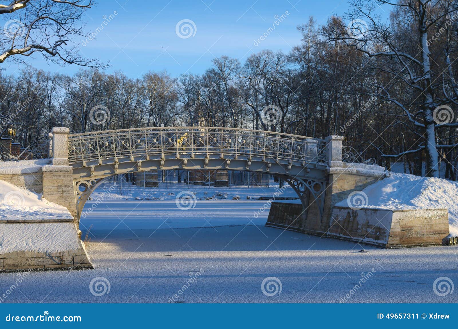 Old bridge in park stock image. Image of frozen, russia - 49657311