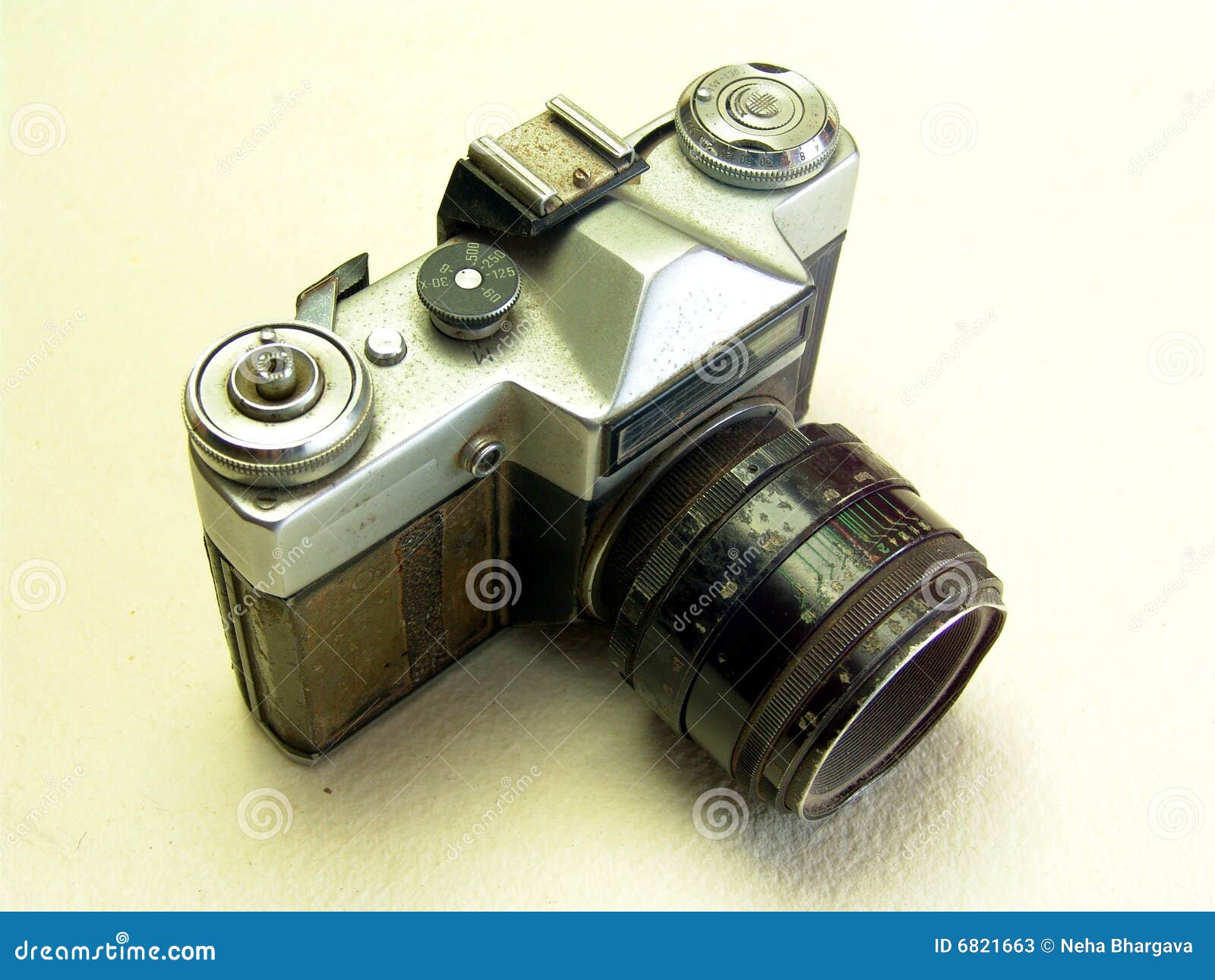 Old broken camera stock image. Image of isolated, historical - 6821663