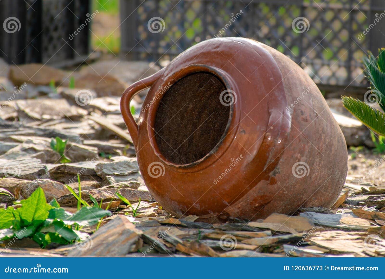 Old Broken Ceramic Vase on the Ground Stock Image - Image of brown ...