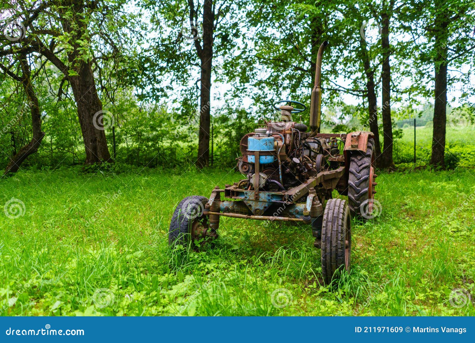 Old Broken Tractor in the Field Stock Image - Image of grass ...