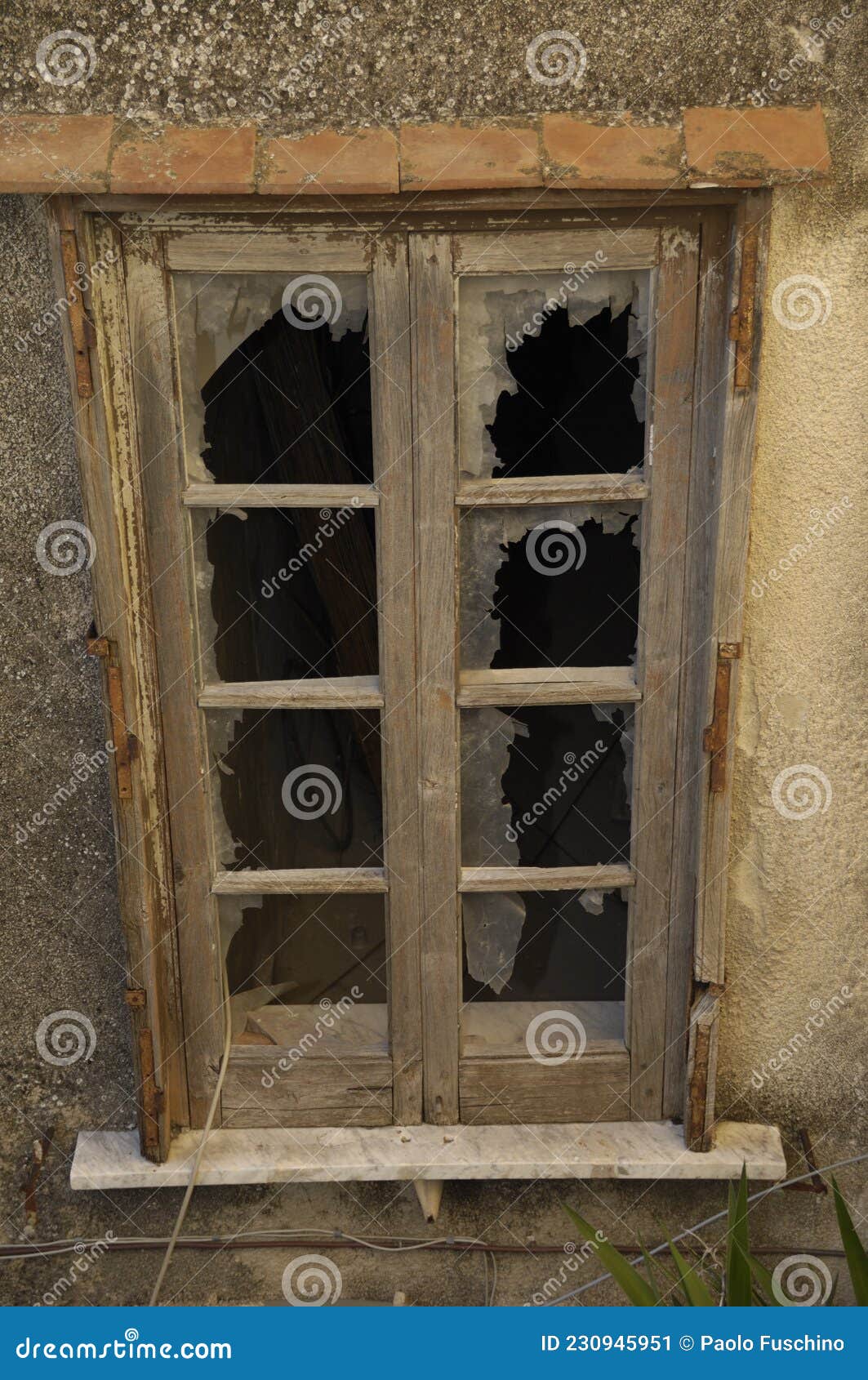 Old Broken Window and No Glass Stock Image - Image of arch ...
