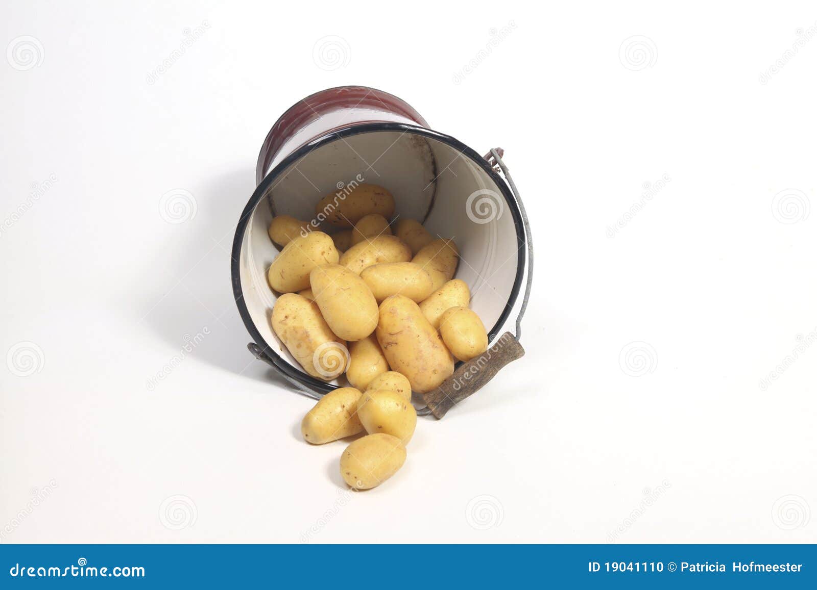 Old Bucket Overflowing with Potatoes Stock Photo - Image of heap ...