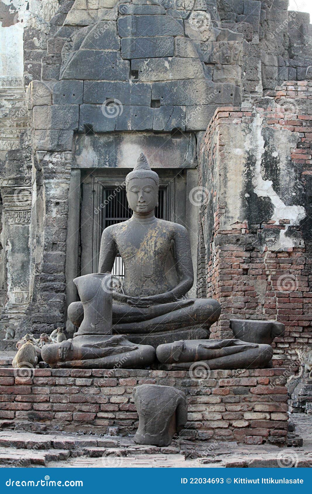 Old Buddha statue stock image. Image of chedi, statue - 22034693