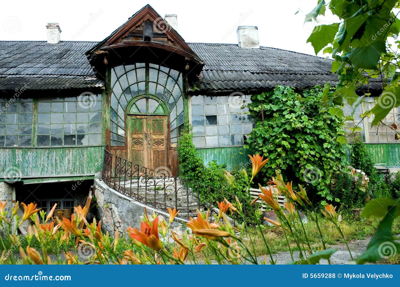 Old building stock photo. Image of mortgage, vineyard - 5659288