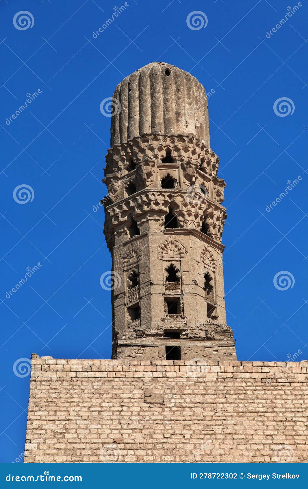 Old Building of Arabish Cairo, Egypt Stock Photo - Image of east, islam ...