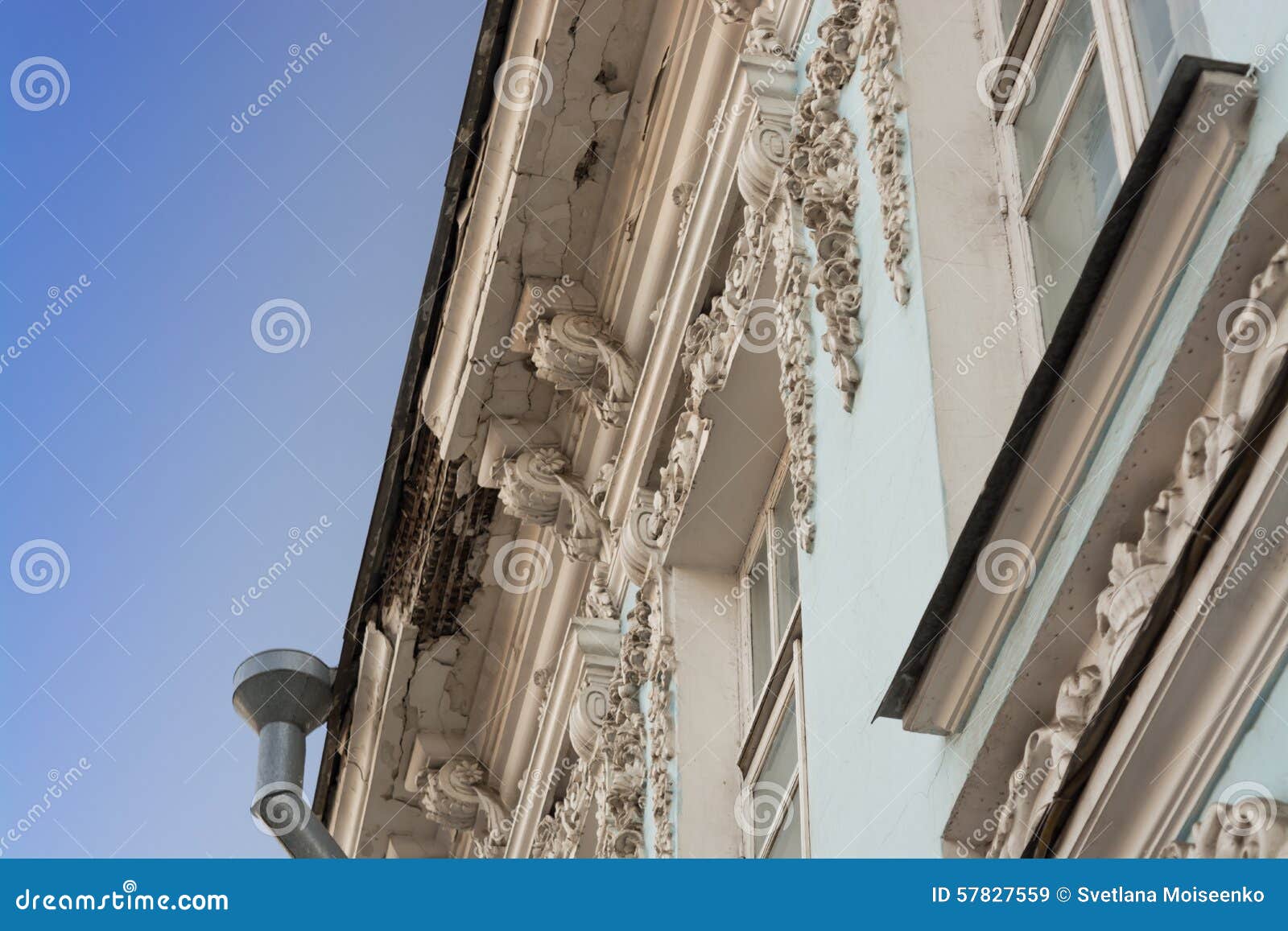 Old Building with Bas-reliefs and Moldings in Yaroslavl Stock Image ...
