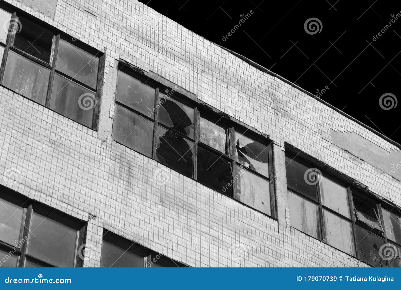 Old Building with Broken Windows . Stock Image - Image of fort, cracked ...