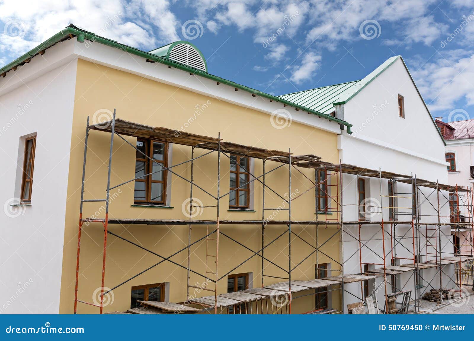 Old Building Facade Under Reconstruction Stock Photo - Image of ...