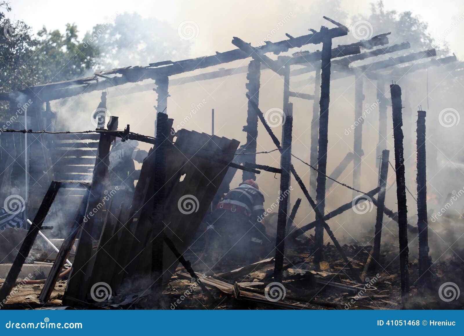 Old Building in Full Flaming Stock Photo - Image of spectacle, quench ...