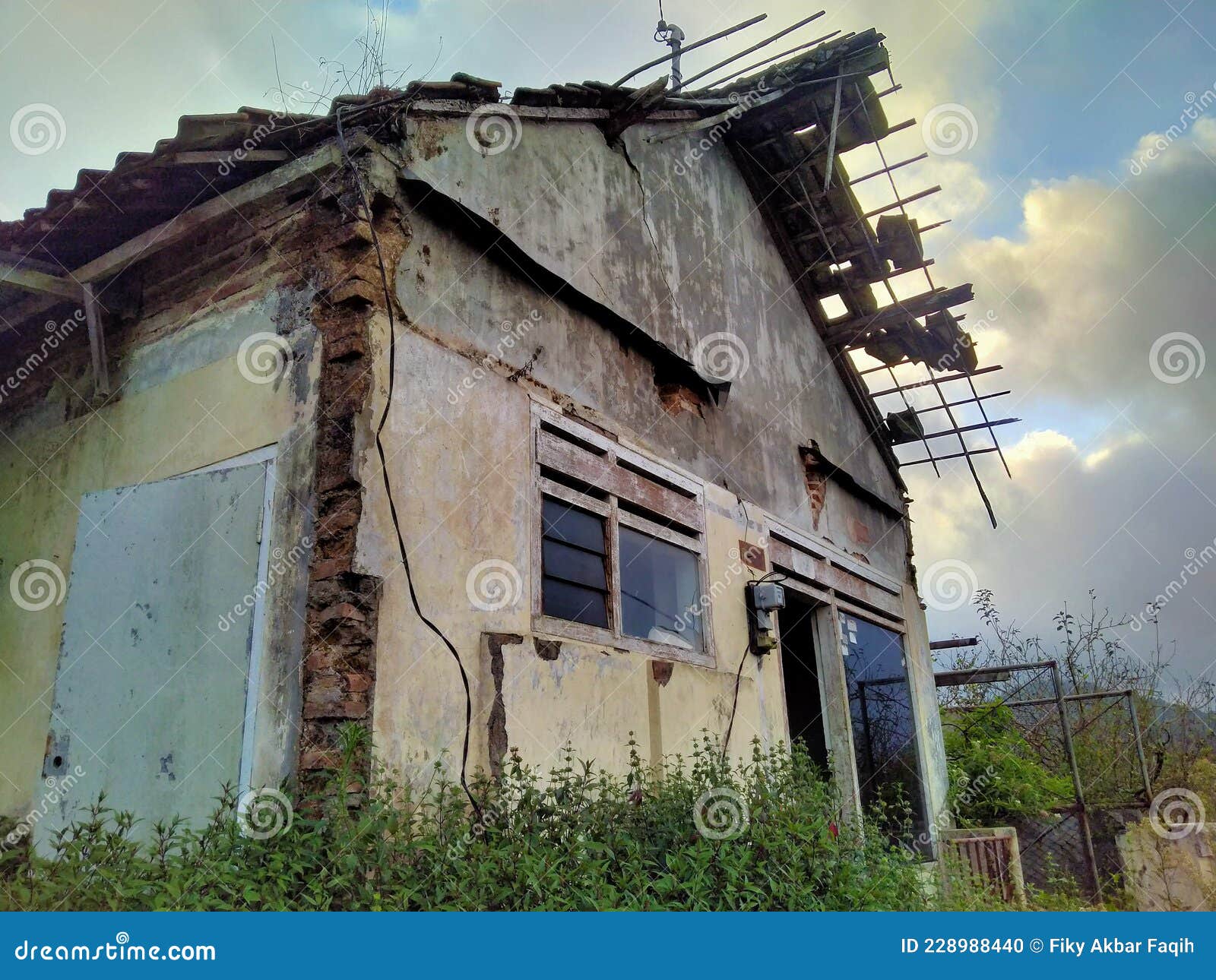 Old Building House Rotten Sky Stock Photo - Image of rotten, house ...