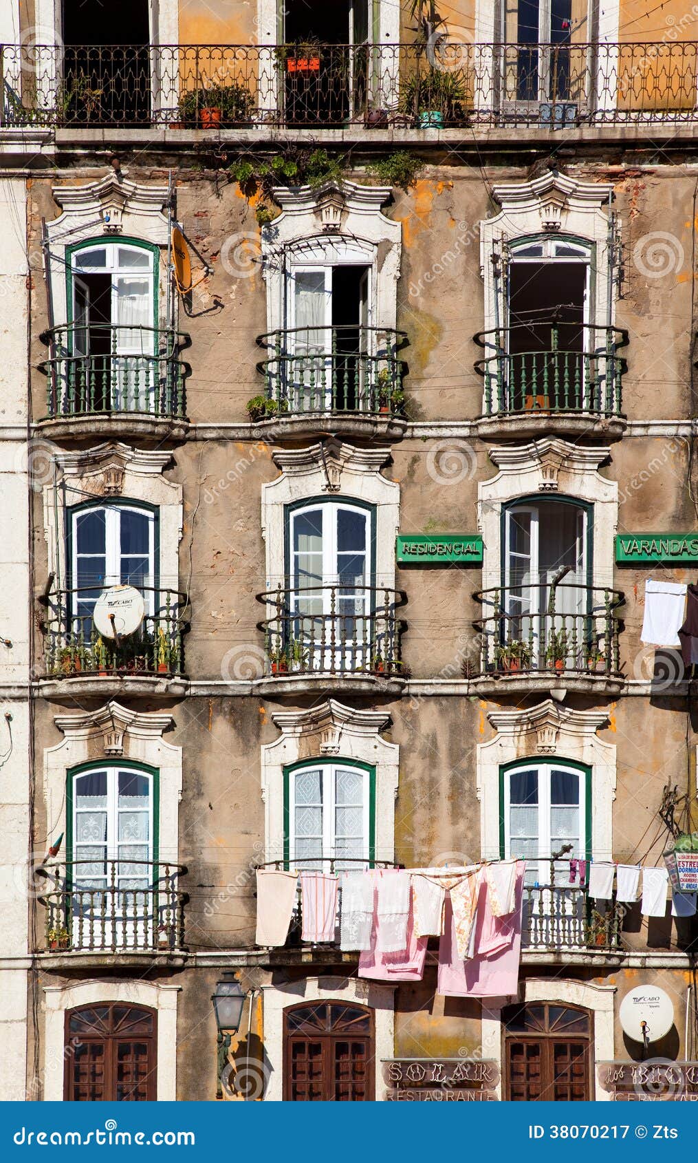 Old Building Lisbon Windows Editorial Photography - Image of lots ...