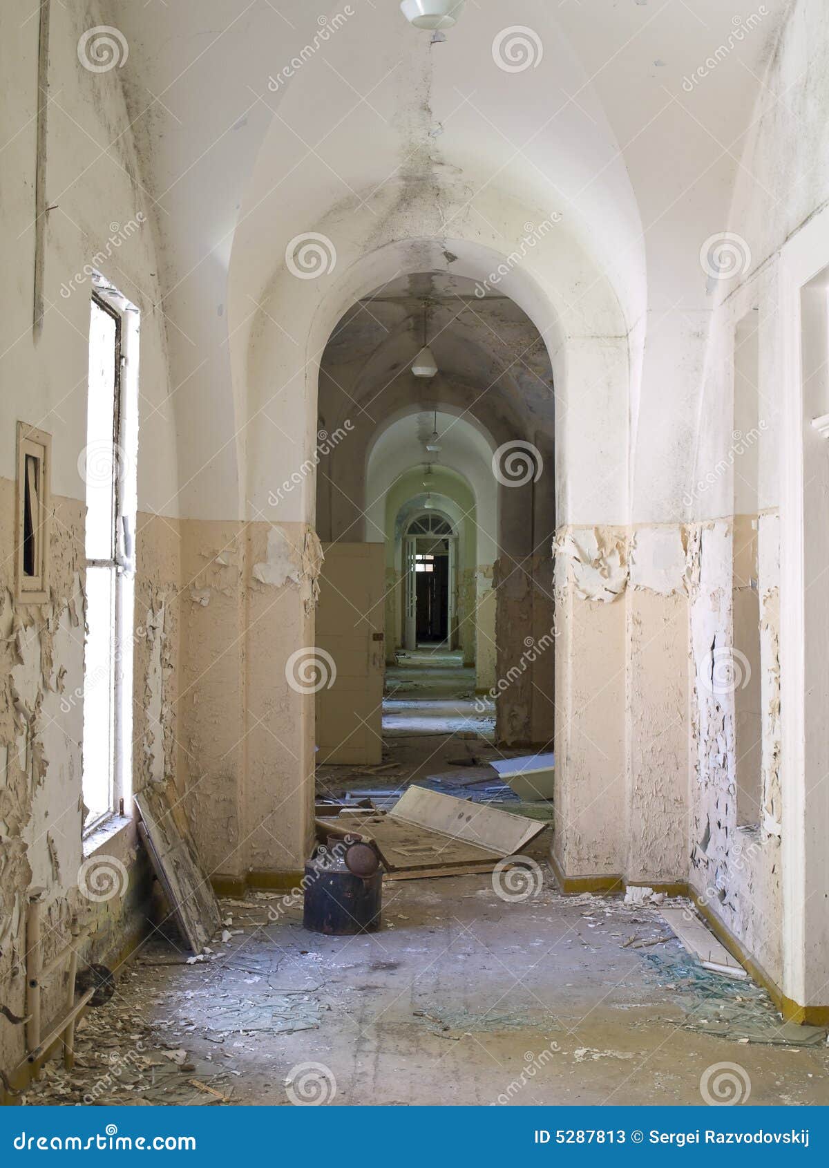 Old building ruin stock image. Image of corridor, structure - 5287813