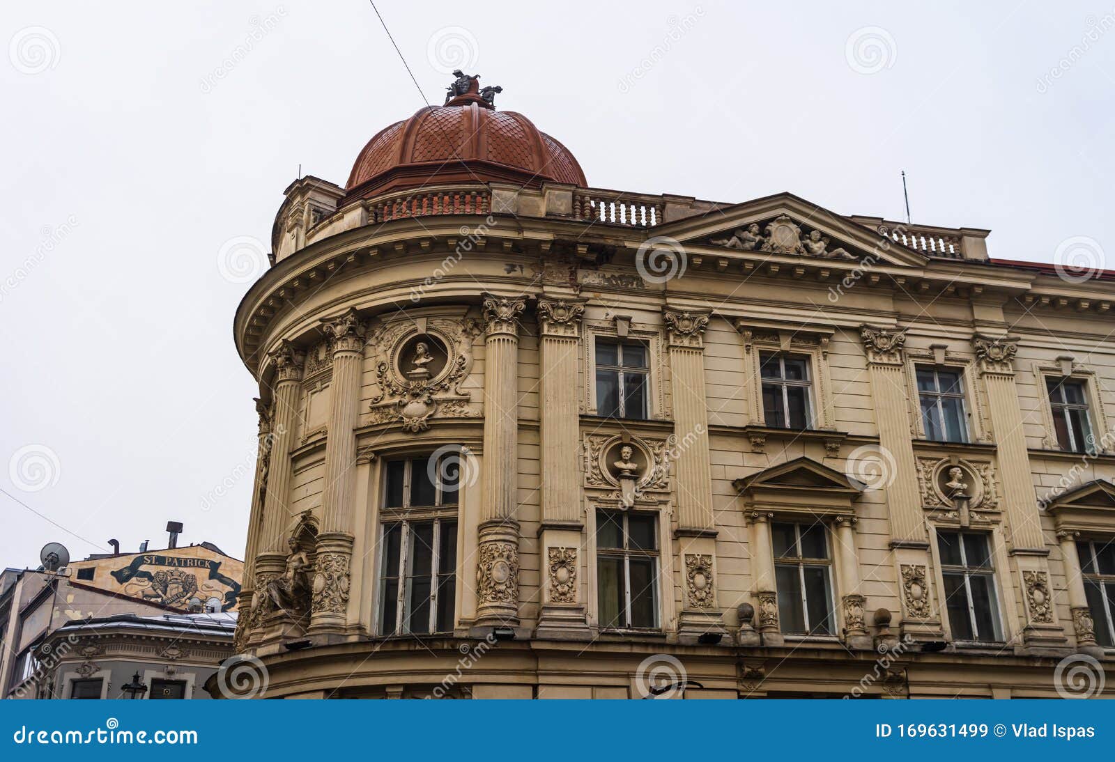 Old Buildings Architecture in Downtown Bucharest, Romania, 2020 ...