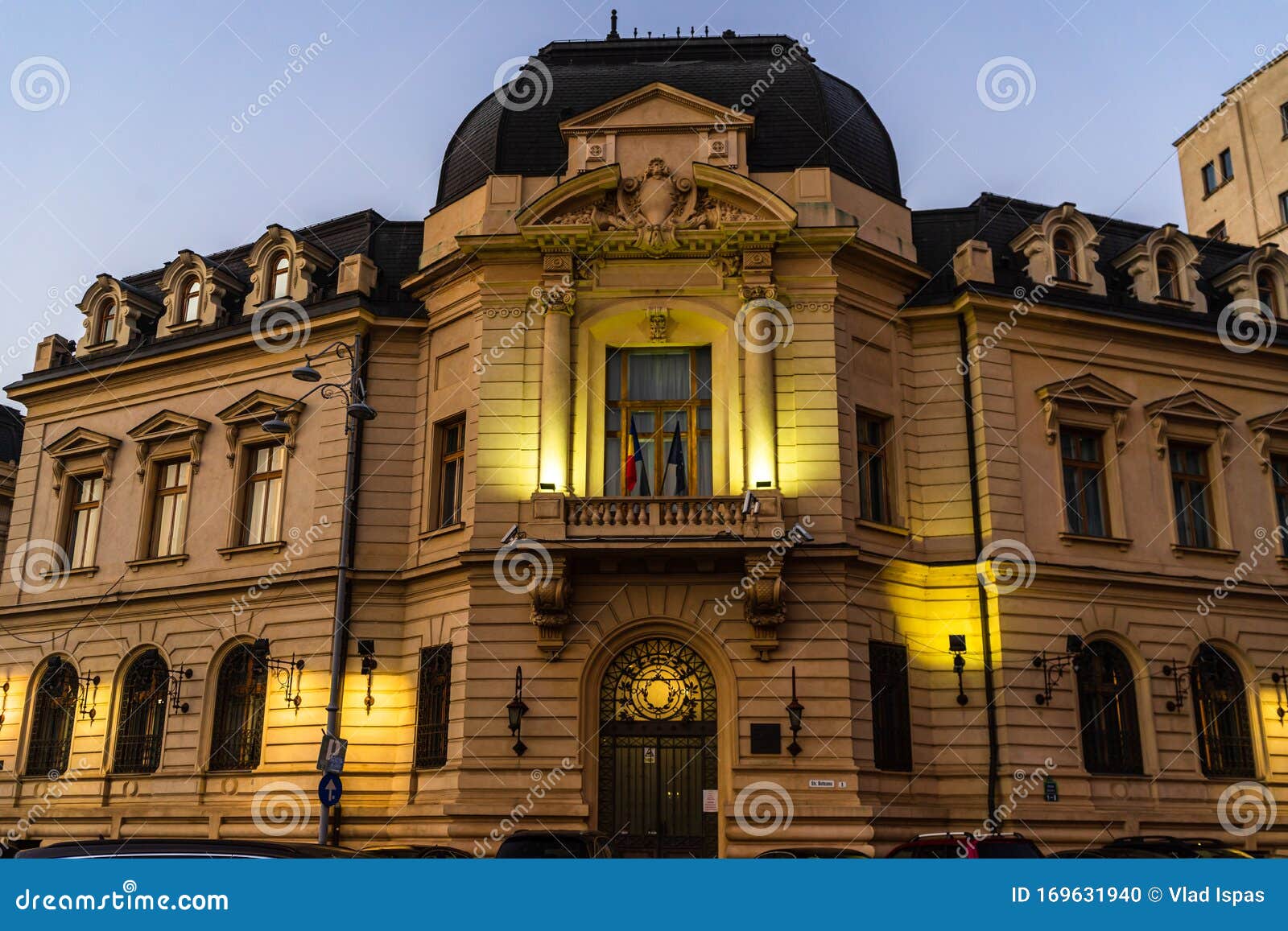 Old Buildings Architecture in Downtown Bucharest, Romania, 2020 Stock ...