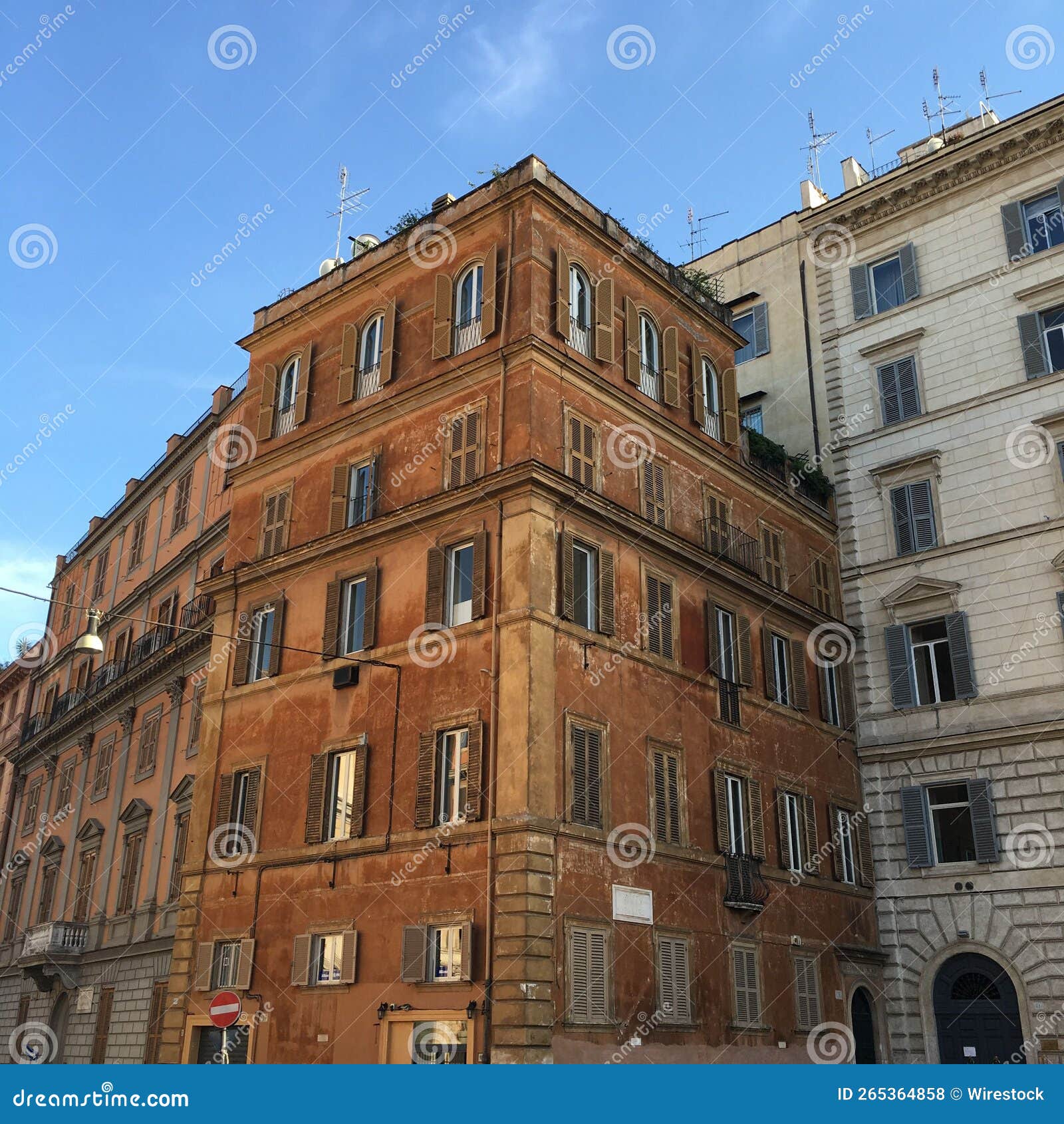 Old buildings in Rome editorial stock photo. Image of facade - 265364858