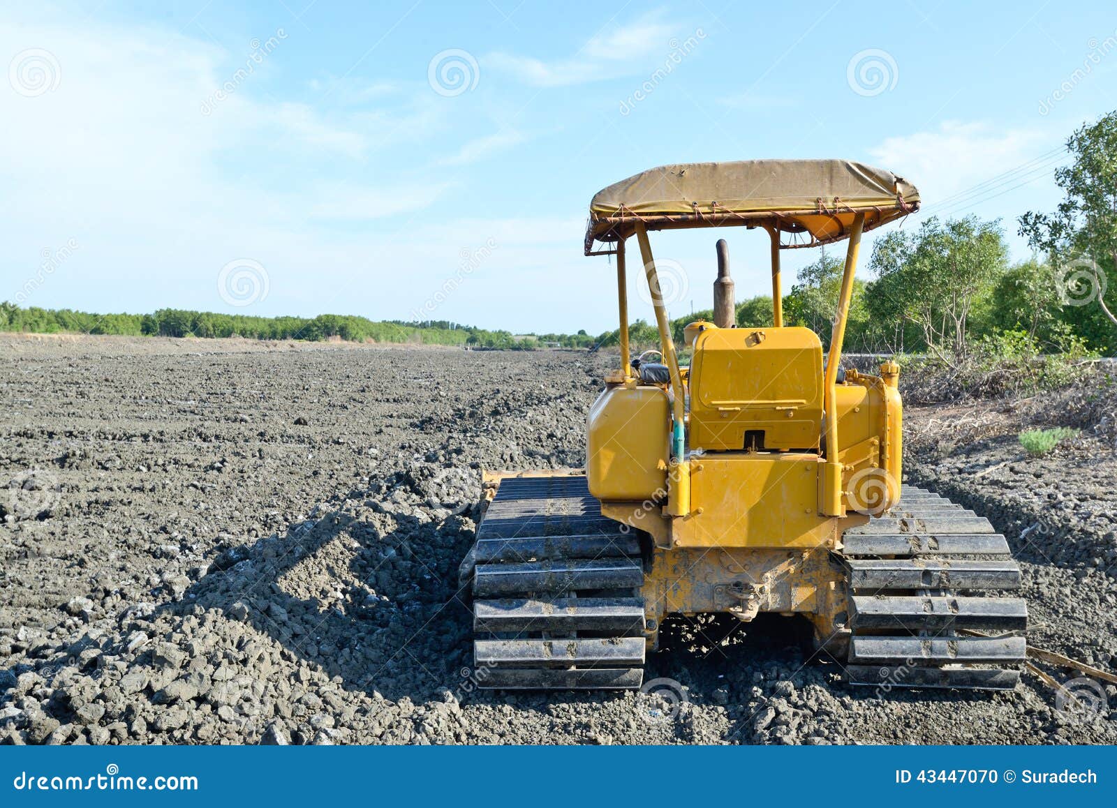 Old bulldozer stock photo. Image of stripping, excavator - 43447070