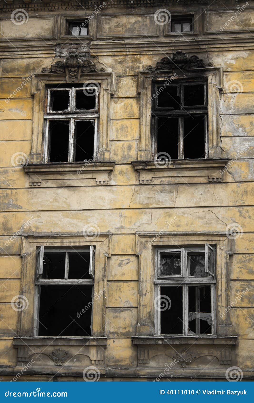 Old burnt house stock photo. Image of damage, built, grief - 40111010