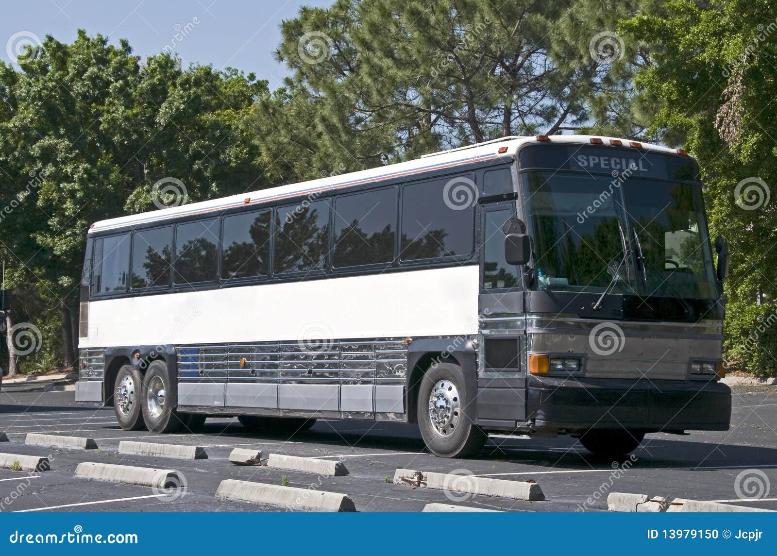 Old Bus stock photo. Image of drive, coach, shuttle, motor - 13979150
