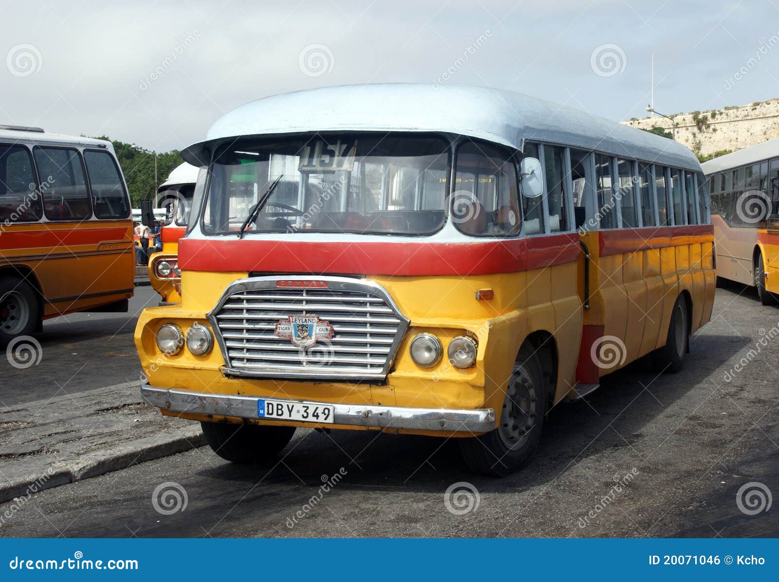 Old bus in malta editorial photo. Image of color, fortification - 20071046