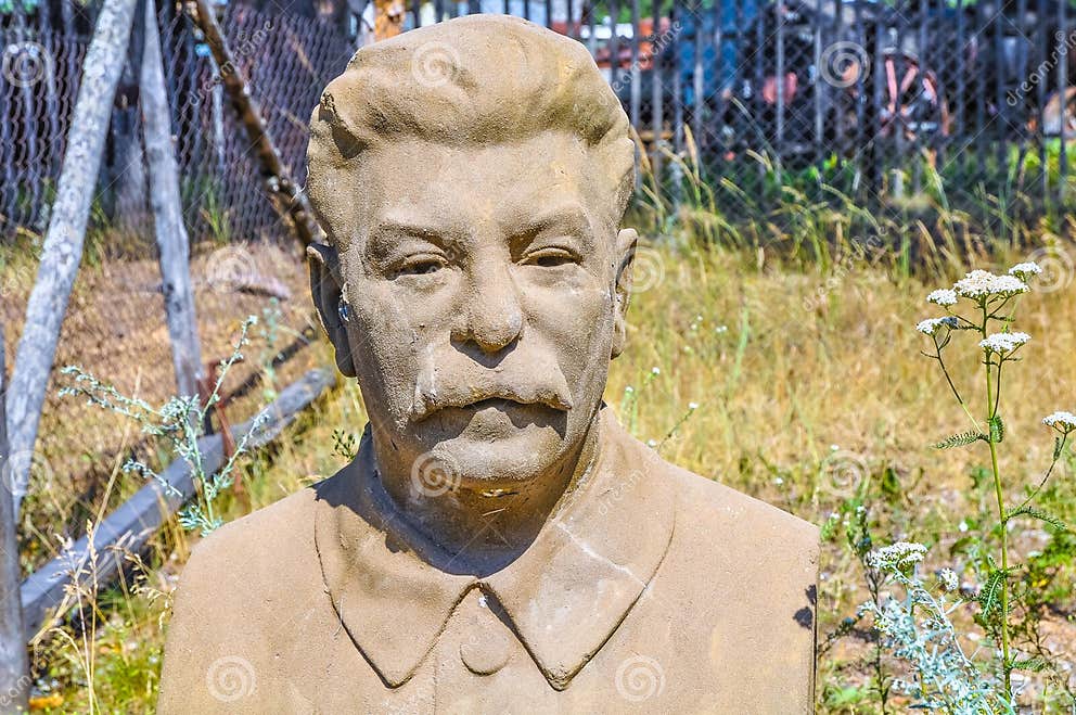 Old Bust of Soviet Leader Joseph Stalin Stock Photo - Image of stalin ...