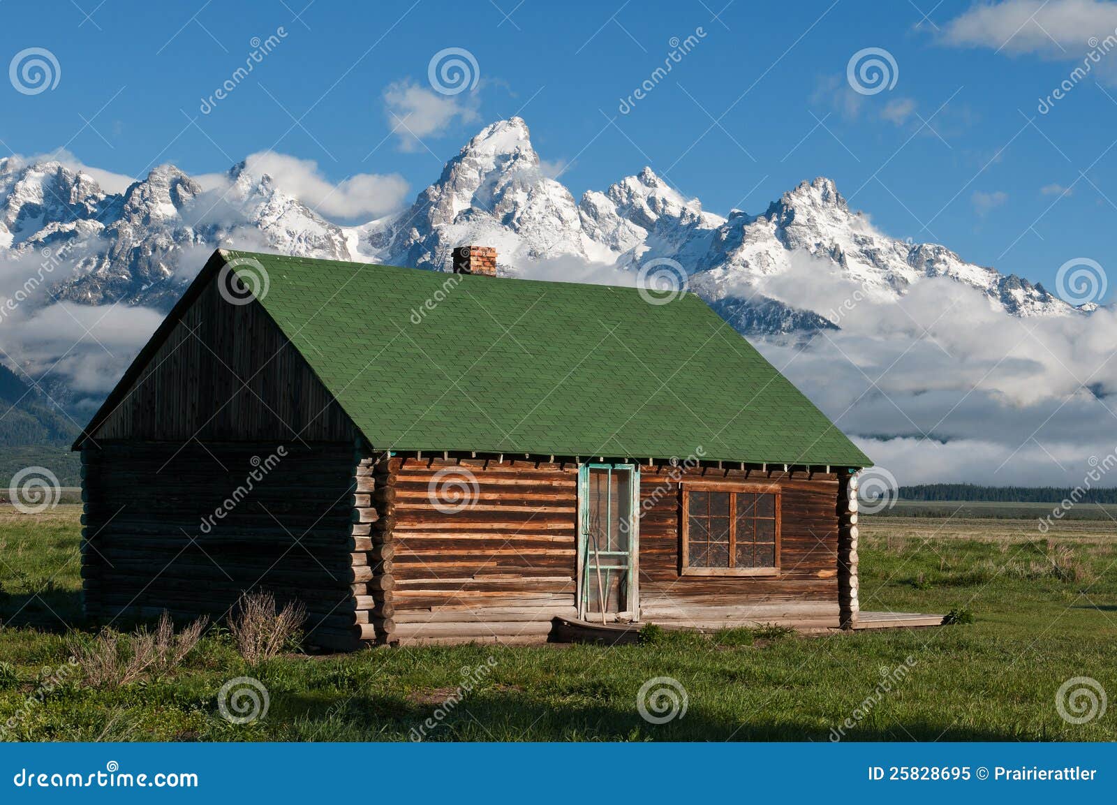 Old Cabin Under Mountains stock image. Image of snow - 25828695