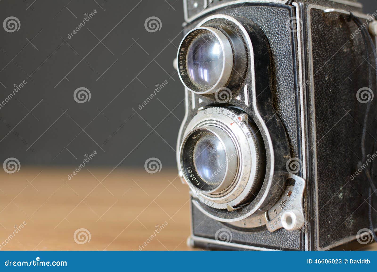 Old Camera with Retro Effect Stock Image - Image of retro, antique ...
