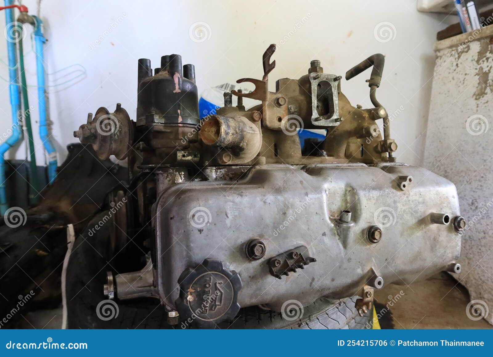 The Old Car Engine is in Good Working Condition. Stock Photo - Image of ...