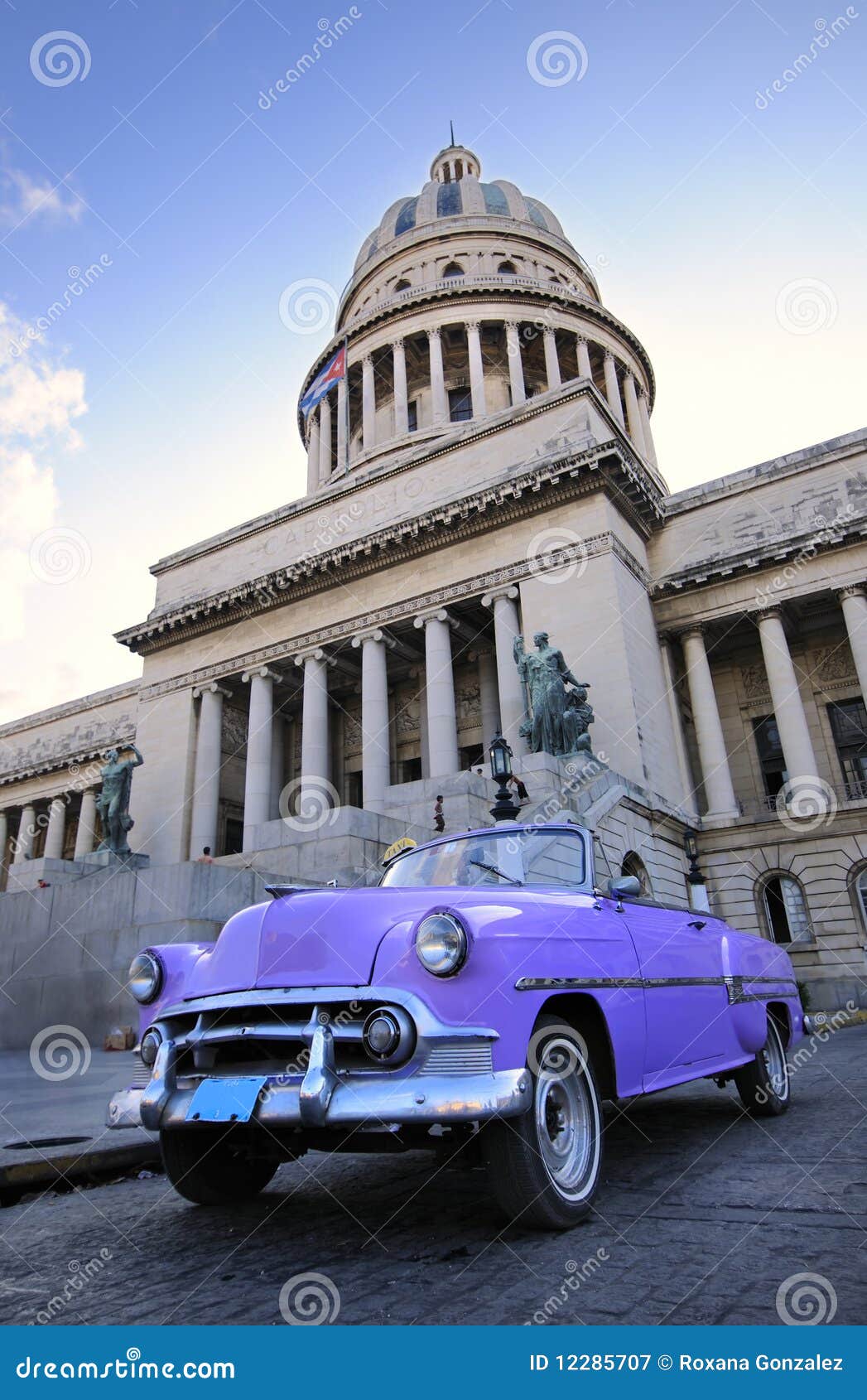Old car in havana capitol stock image. Image of capitol - 12285707