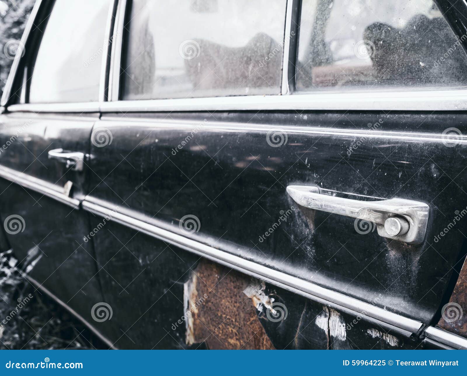 Old Car with Rust Door Details Stock Image - Image of park, metal: 59964225